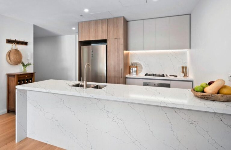 Blanco Avenza Orion Quartz | Primus Surfaces | Countertop Slabs